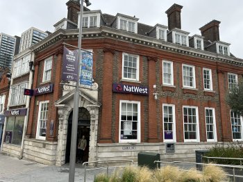 1 High Street, WOKING, Surrey, GU21 6BG, UK Woking Surrey | Offr.io