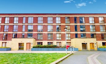 27 Kilkee House, Clare Village, Malahide, Co. Dublin, D17RW22 Malahide ...