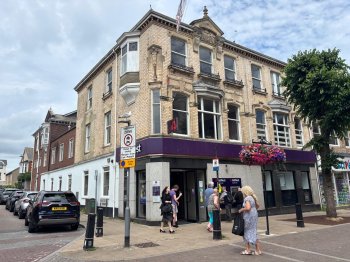 15 Victoria Street, PAIGNTON, Devon, TQ4 5DE, UK Paignton Devon | Offr.io