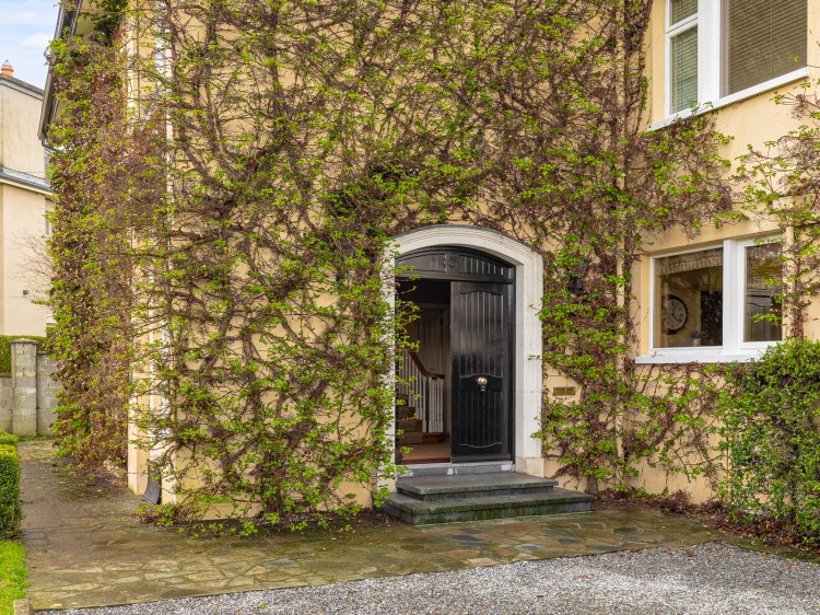 Resica Falls, Castle Gardens, Kilkenny, R95 XEF2, Ireland Kilkenny Town ...