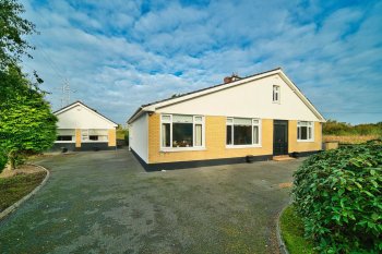 Loughlinstown Road, Elm Hall, Celbridge, Co. Kildare Stacumny Kildare ...